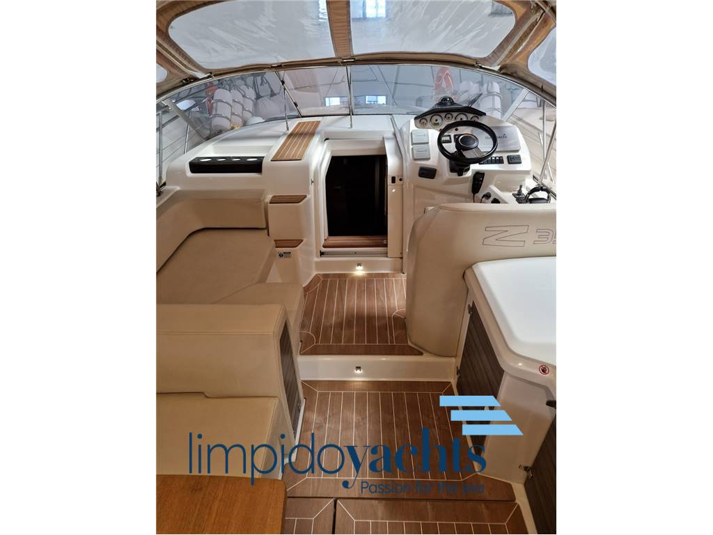 CRANCHI Z35 Usato del 2016 | Barca/Yacht a motore CRANCHI Z35 in ...