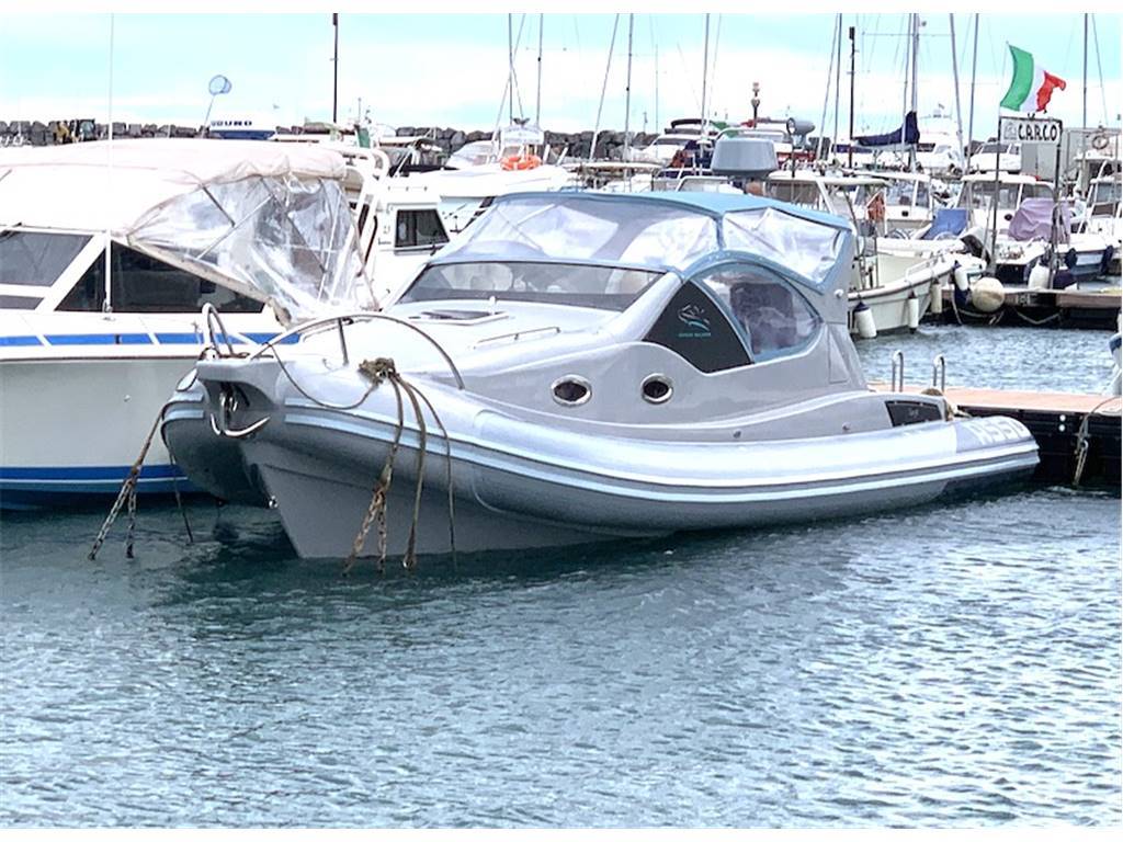 Asso Asso Tango Cabin Usato | Barca/Yacht a motore Asso Asso Tango ...